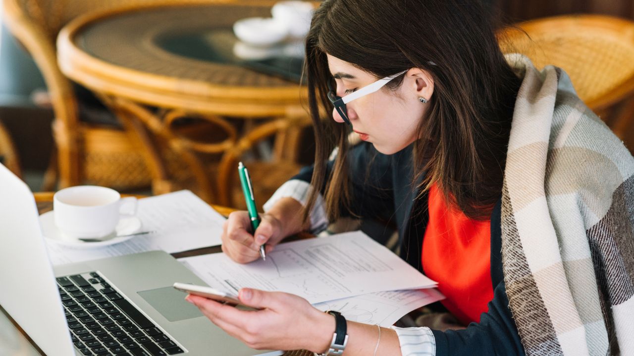 Free AI Article Writer - Cloudbooklet